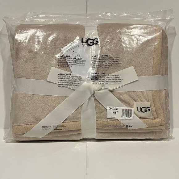 UGG | Accents | Home Duffield Throw Ii | Poshmark